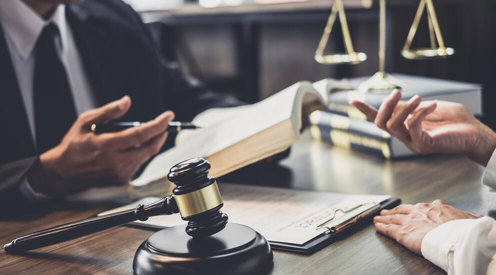 Legal, insurance & HR services specialist / Mbo recht (BOL) | Aventus